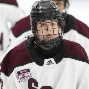 Sloane Hartmetz • Gopher Puck Live